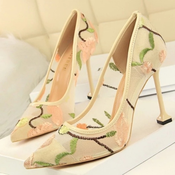 Dani's Shoe Closet | Shoes | Heels | Poshmark